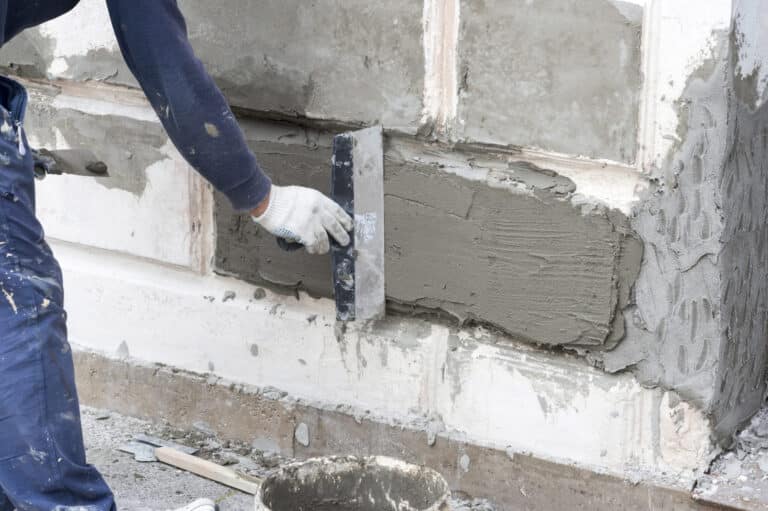 9 Signs & Symptoms of Foundation Issues | KC Waterproofing